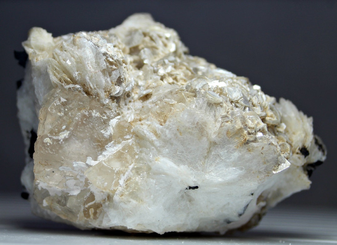 Delightful & Extremely Rare Eched Katlang Golden Topaz Combine White ...