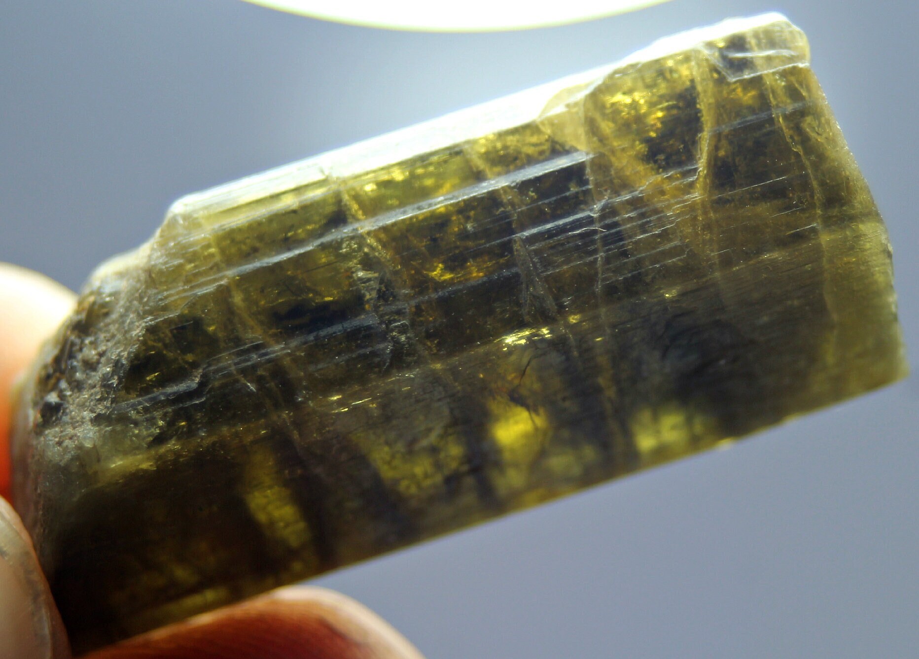 52.0 CT Gorgeous Pleochroic Epidote Crystal From Pakistan Raw Epidote ...