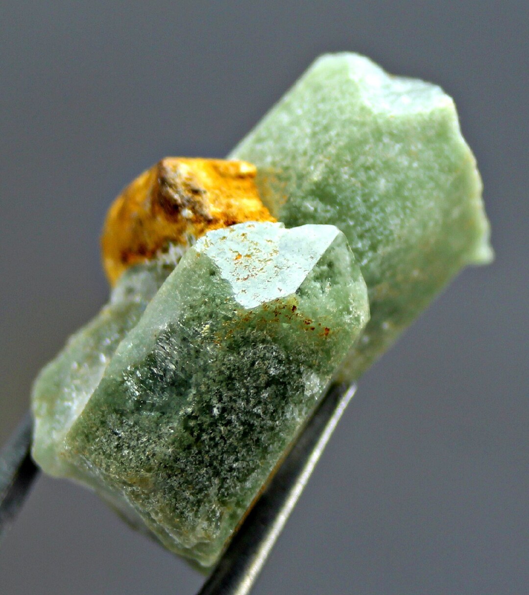 Rare 27.0 CT Chlorine Quartz Crystal Specimen From Skardu, Pakistan ...