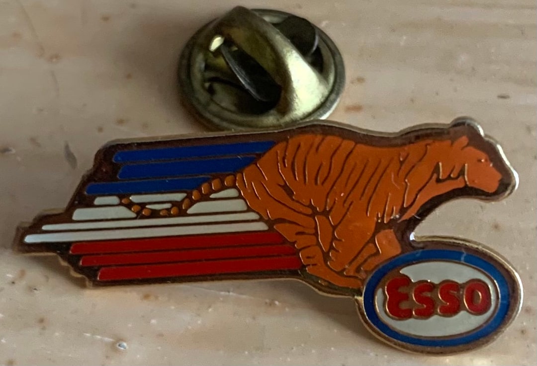 Retro Petrol Advertising Pin Badges - Etsy
