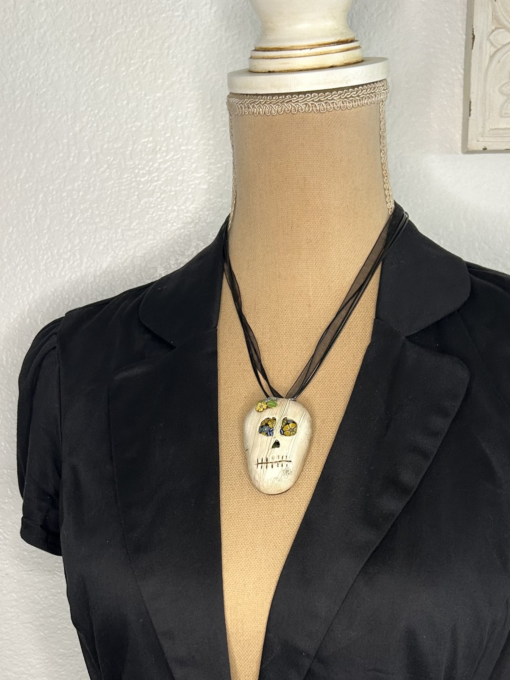 Faux Bone Peakaboo Floral Skull Necklace - Etsy