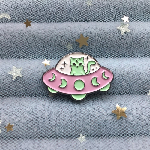 Alien Cat PIN UFO Enamel Pin Cute Pin Pins Birthday Gift for - Etsy