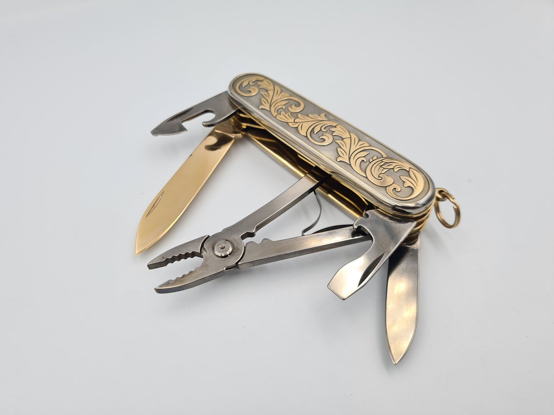 Swiss Army Knife Custom Mod,sak Knife Mechanic Modification With Smoky ...