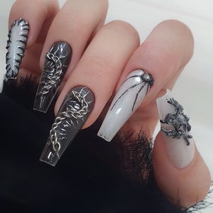 Centipede Silver Black Nails, Gothic Press on Nails, 3D Centipede Nails ...