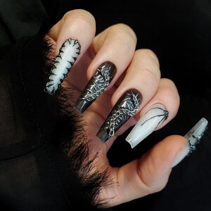 Centipede Silver Black Nails, Gothic Press on Nails, 3D Centipede Nails ...