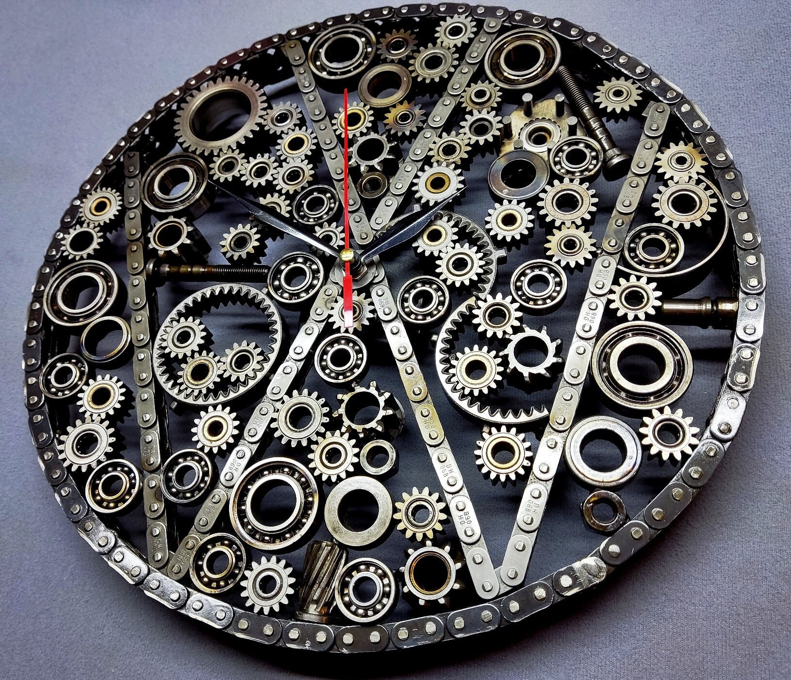 VW Volkswagen Theme Wall Clock Automotive Art Starter Gears and Chain ...