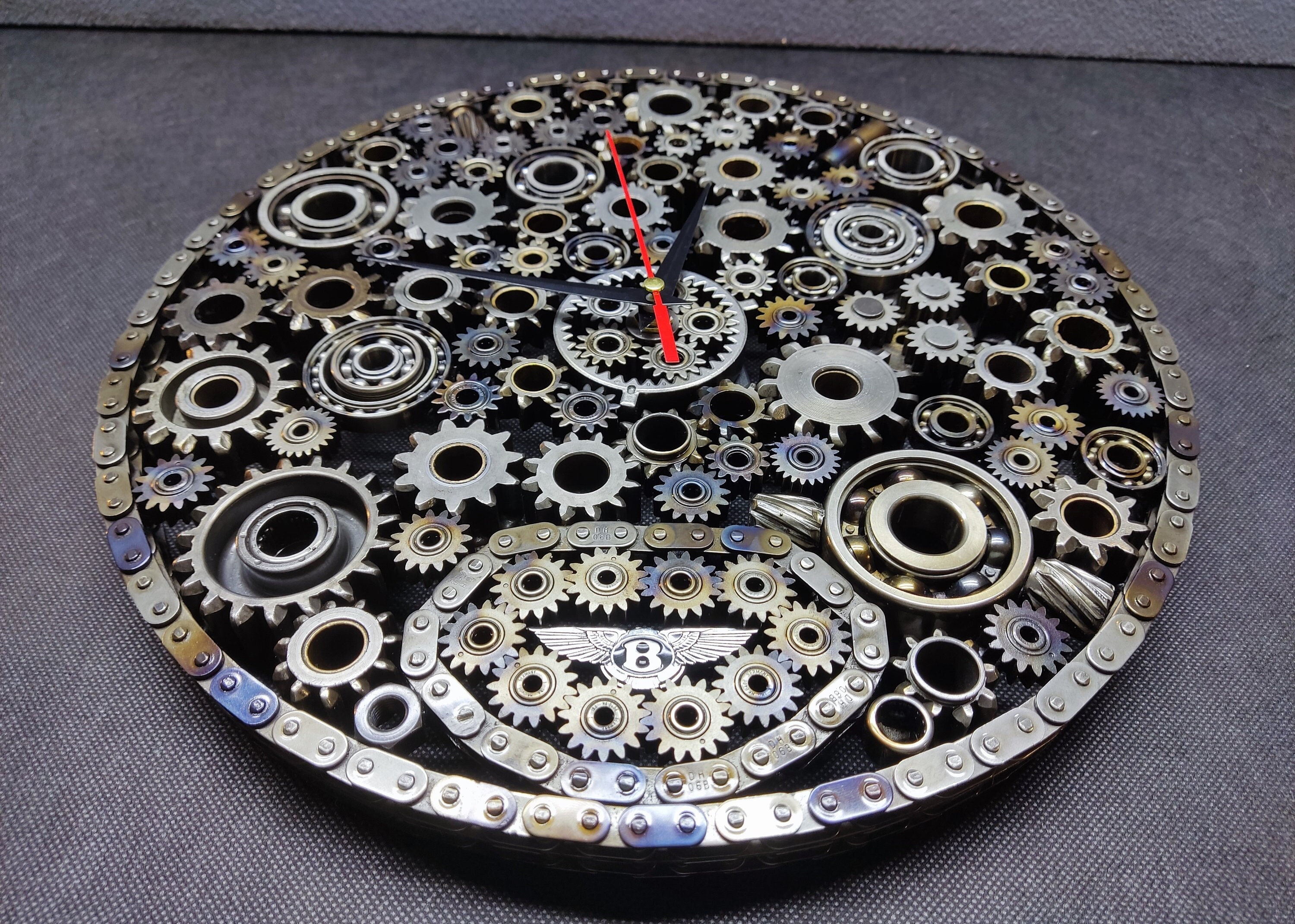 Bentley Theme Automotive Art Handmade Emblem Wall Clock From Gears and ...