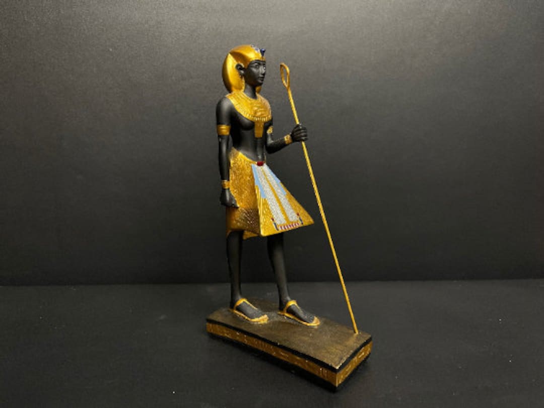 Black and Gold Egyptian KING TUTANKHAMUN With the Egyptian Touching ...