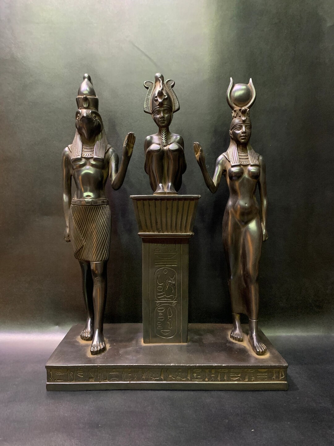 The Most Powerful Family in Ancient Egypt ( ISIS Goddess of Love ...