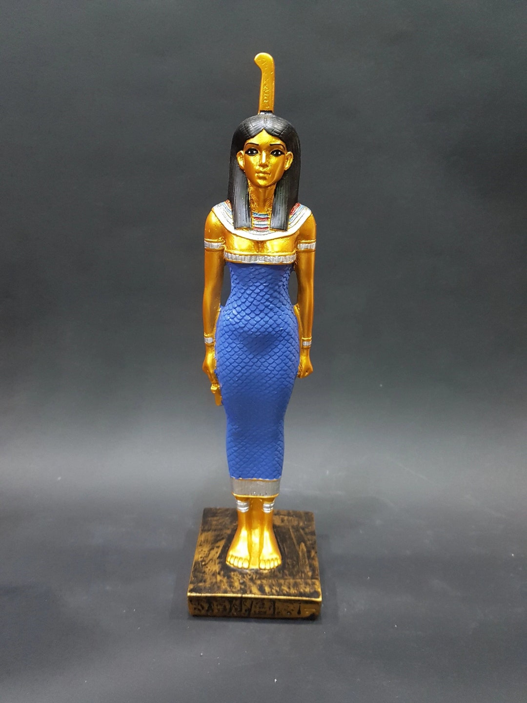 Wunderschöne MAAT Die Göttin der Gerechtigkeit und Wahrheit, die das ...