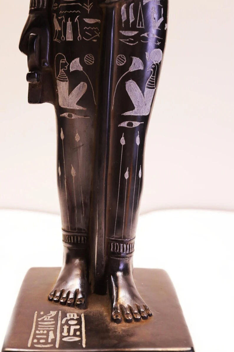 Queen Tiye Statue, Egyptian Queen Tiye, Egyptian Queen - Tiye Sculpture ...