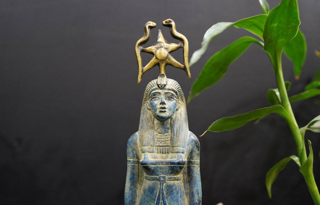 Statue of Goddess Seshat Goddess of Writing&measurement and the Ruler ...