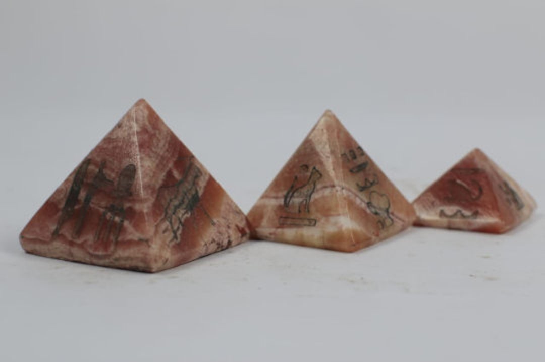 Three Alabaster Egyptian Pyramid of Khafre and Pyramid of Khufu ...