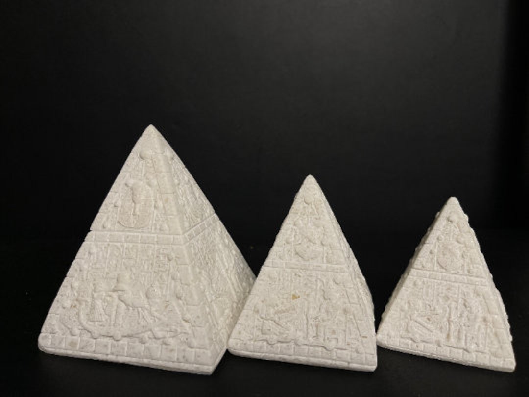Three Alabaster Egyptian Pyramid of Khafre and Pyramid of Khufu ...