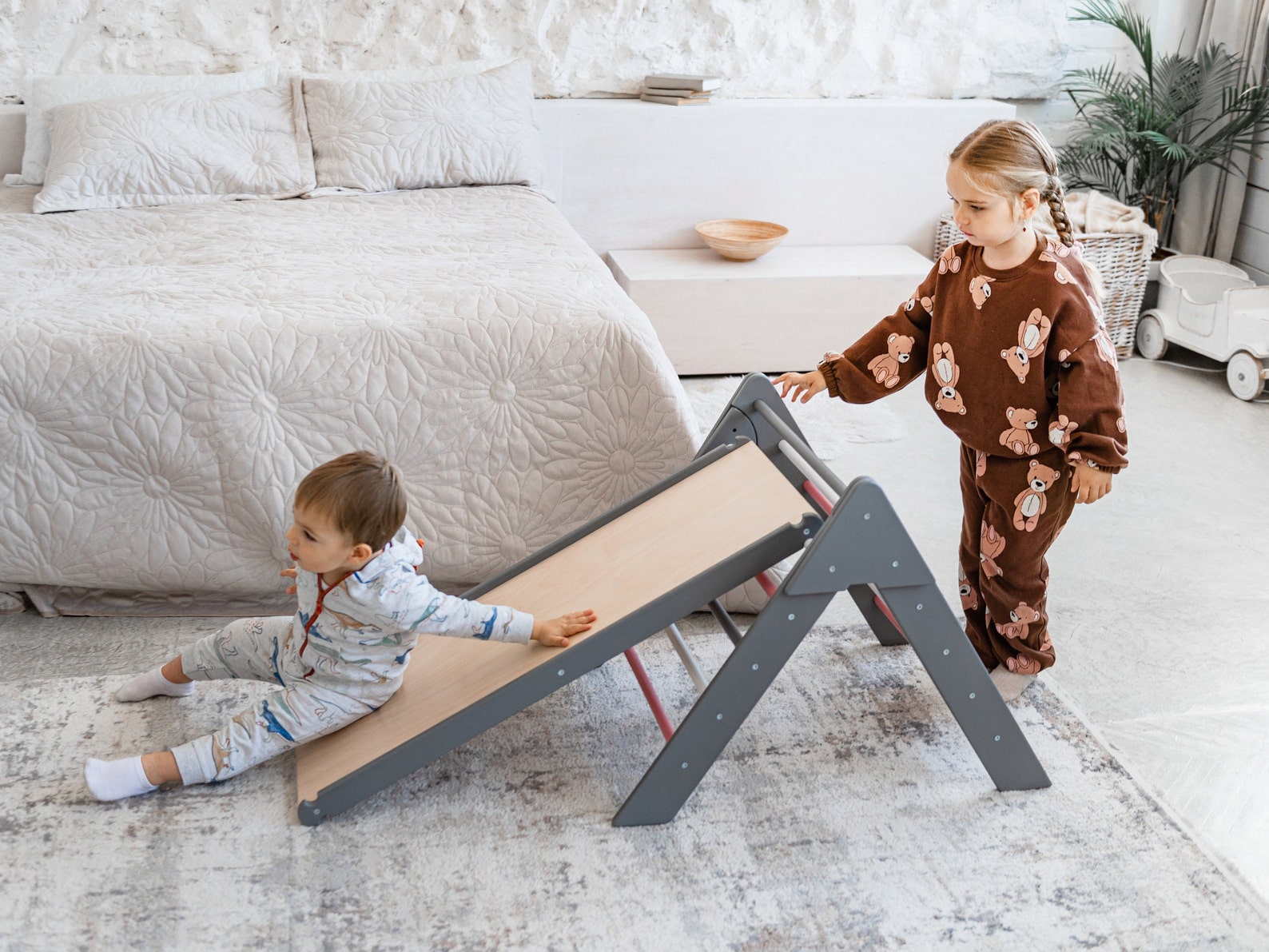 Pikler Triangle Climbing Triangle Set Indoor Playground - Etsy