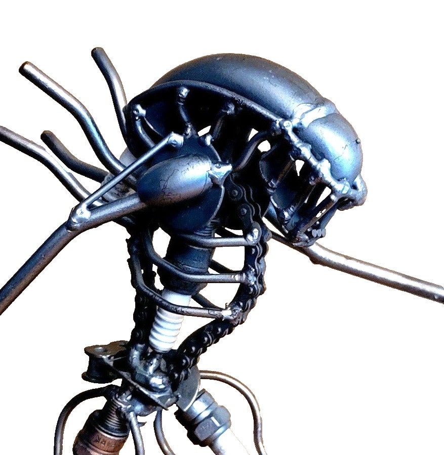 Alien Xenomorph Warrior Vintage Handmade Metal Art Sci-fi Steampunk ...