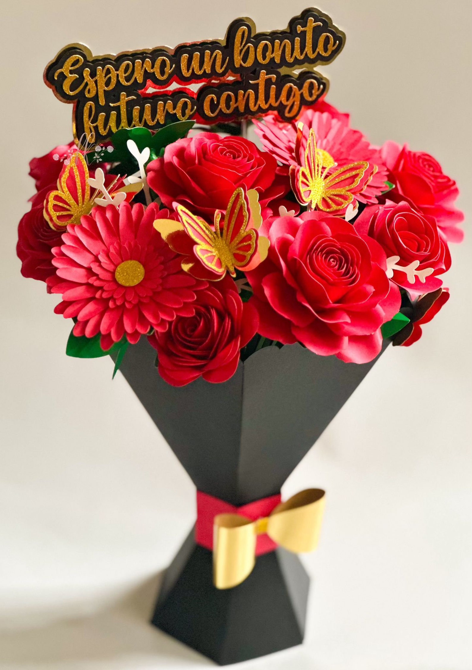 Cardstock Paper Flower Bouquet: Personalized Gift, 16 Roses ...