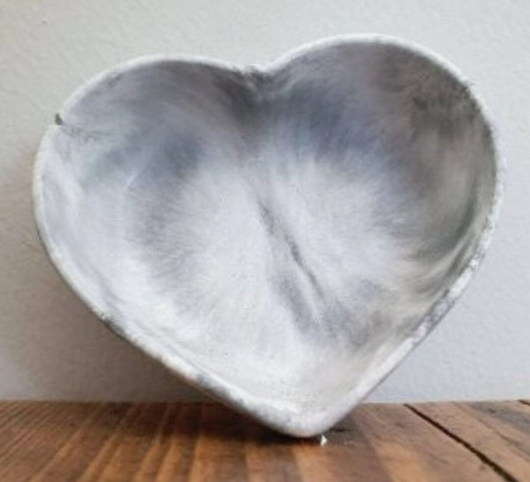 Heart Shaped Jesmonite Ring Dish: Modern Jewelry Holder - Etsy