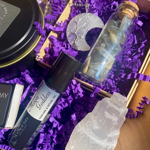 Moon Goddess Gift Box Selene Moon Candle Perfume Oil Ritual Moon Lover ...