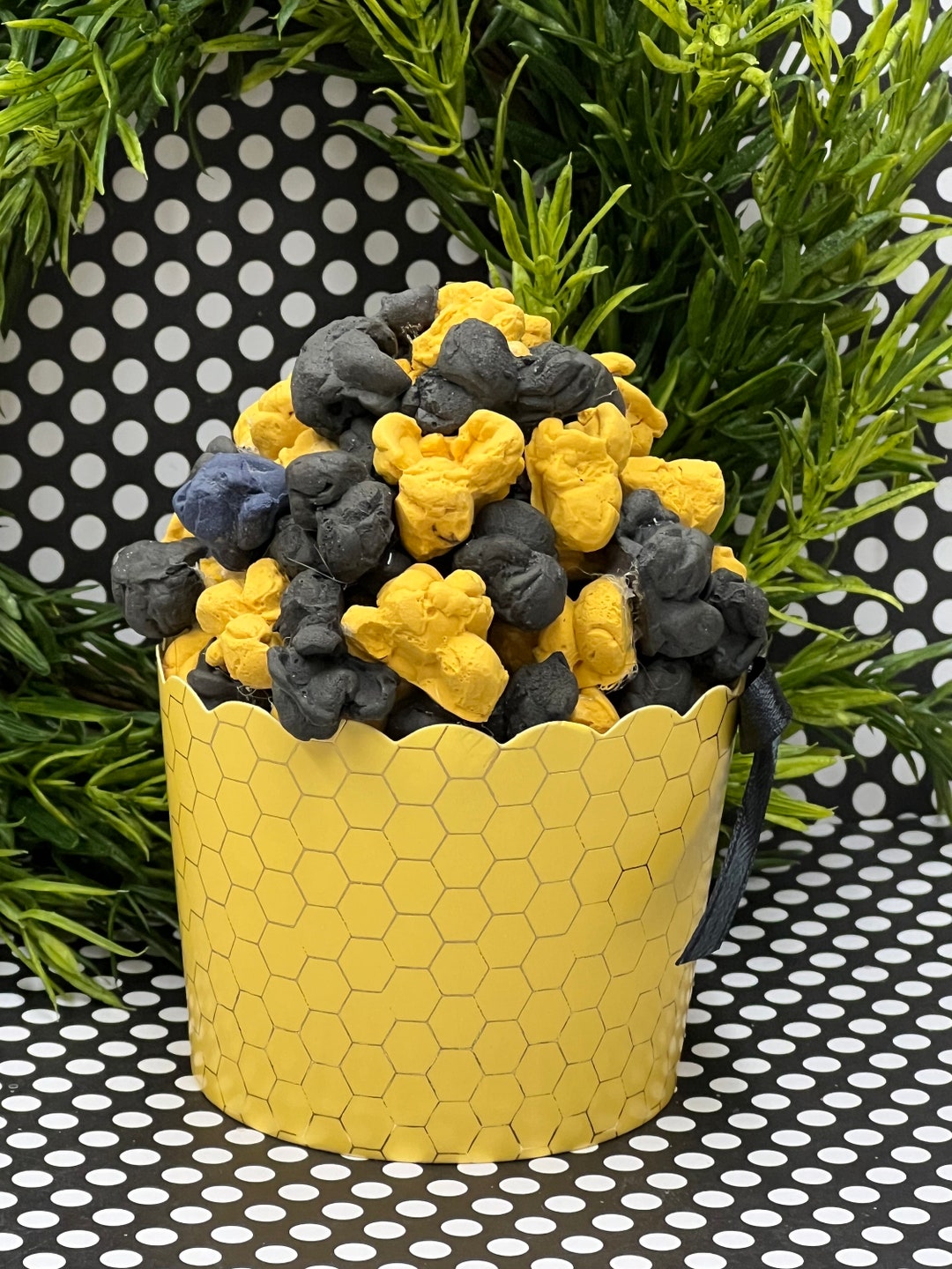 Fake Popcorn Decor: Bee Tiered Tray Display, 4x3 Inches - Etsy