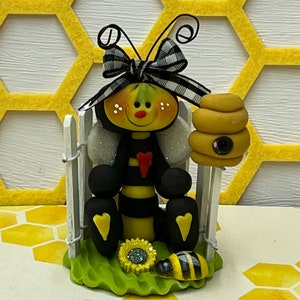 Bee Clay Figure Bee Decor Tiered Tray Decor Photo Prop - Etsy