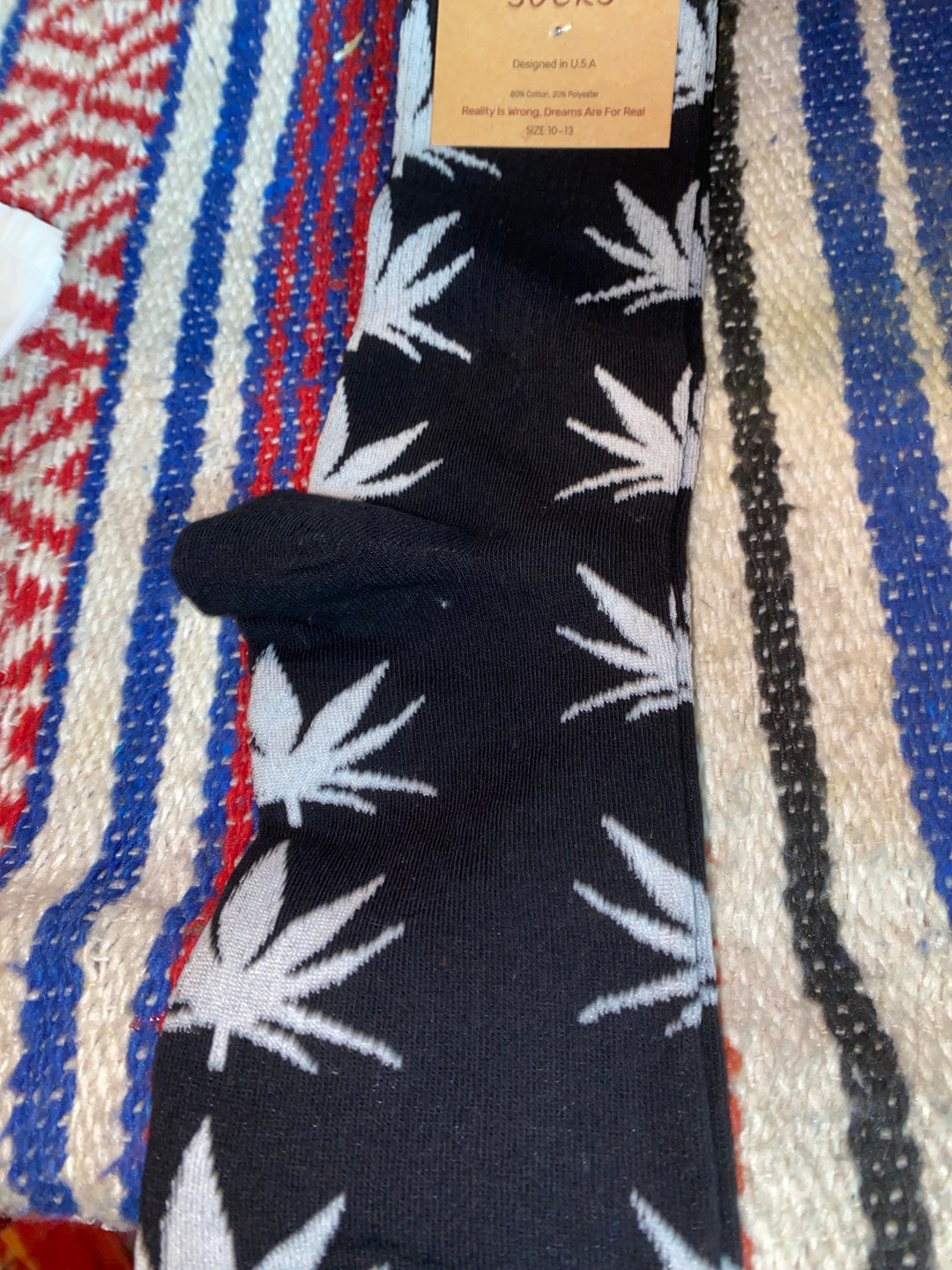Weed Socks, Marijuana Leaf Socks, Cannabis 420 Unisex Socks ...