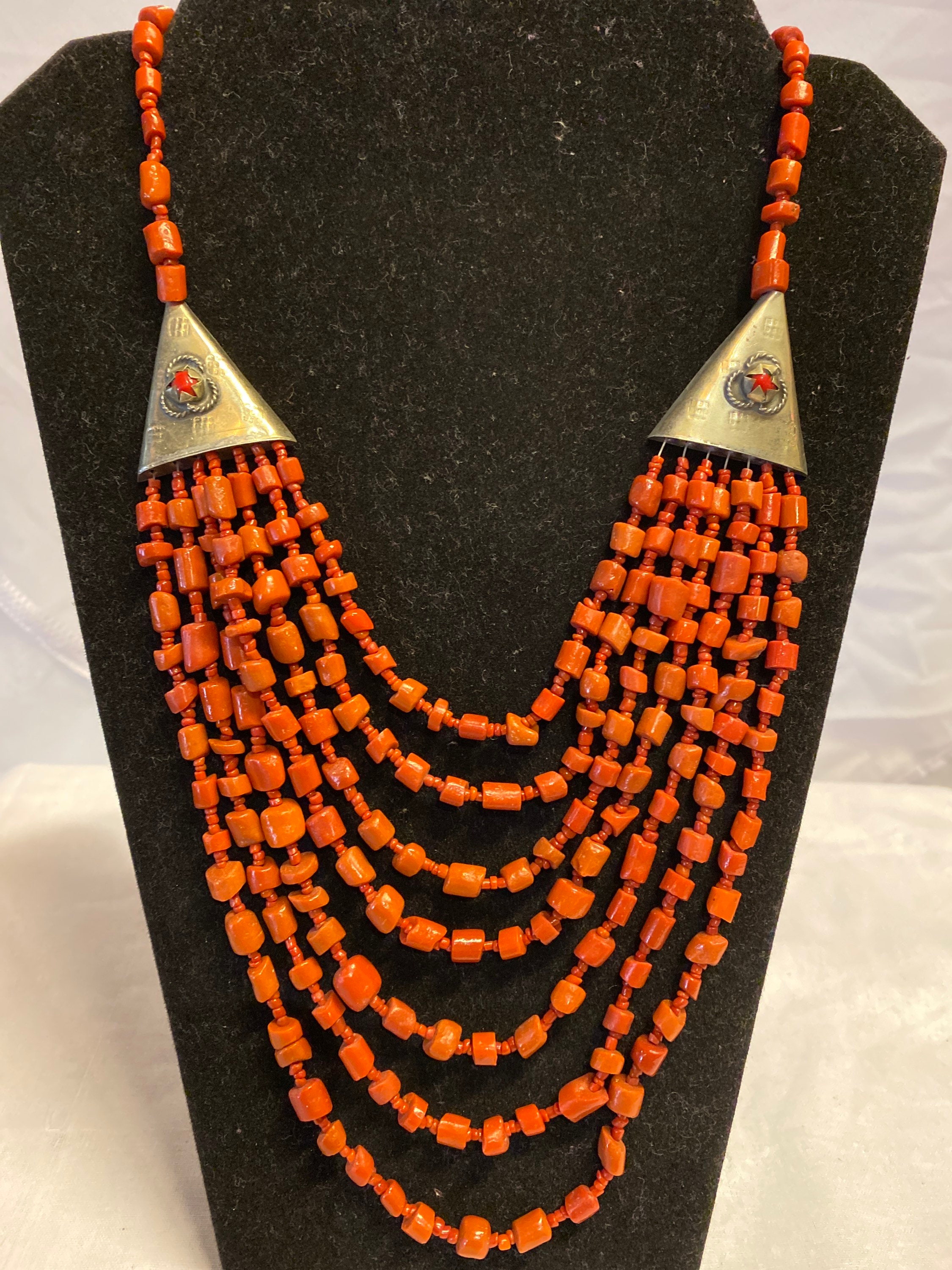 Moroccan Coral Necklace - Etsy