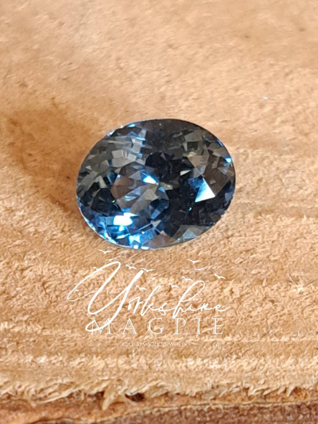 Espinela gris azul de Sri Lanka 1,38 ct corte ovalado, regalo de ...
