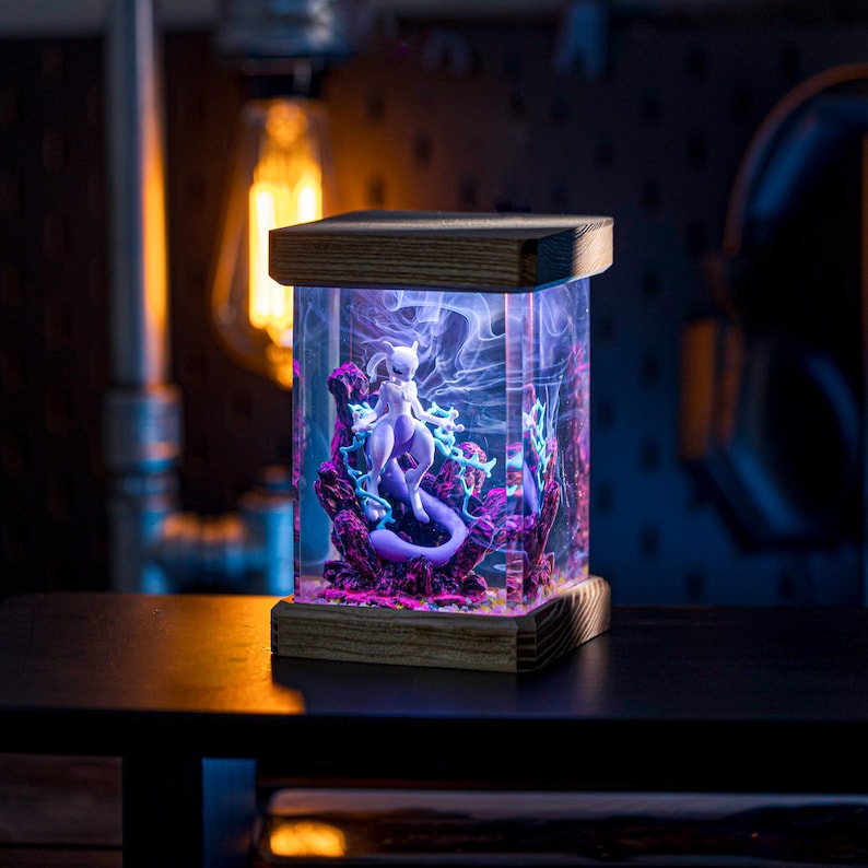 Mewtwo Poke.mon Lamp, Custom Poke.mon Resin Lamp, Custom Epoxy Resin ...