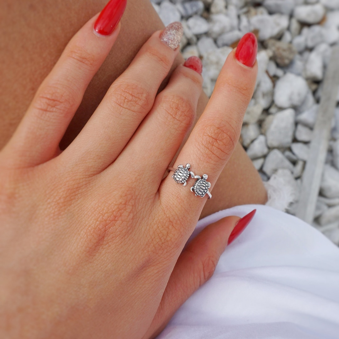 Baby Turtles Ring, Tiny Sea Turtles, Delicate Animal Jewelry, Family ...
