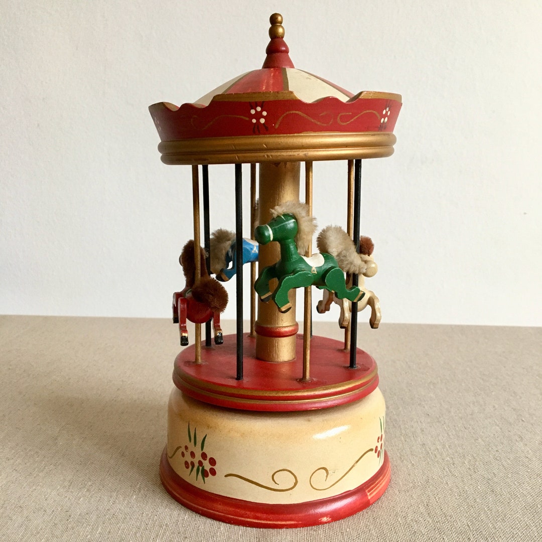 Carousel Music Box With Horses Wooden Music Vox Vintage Decoration ...