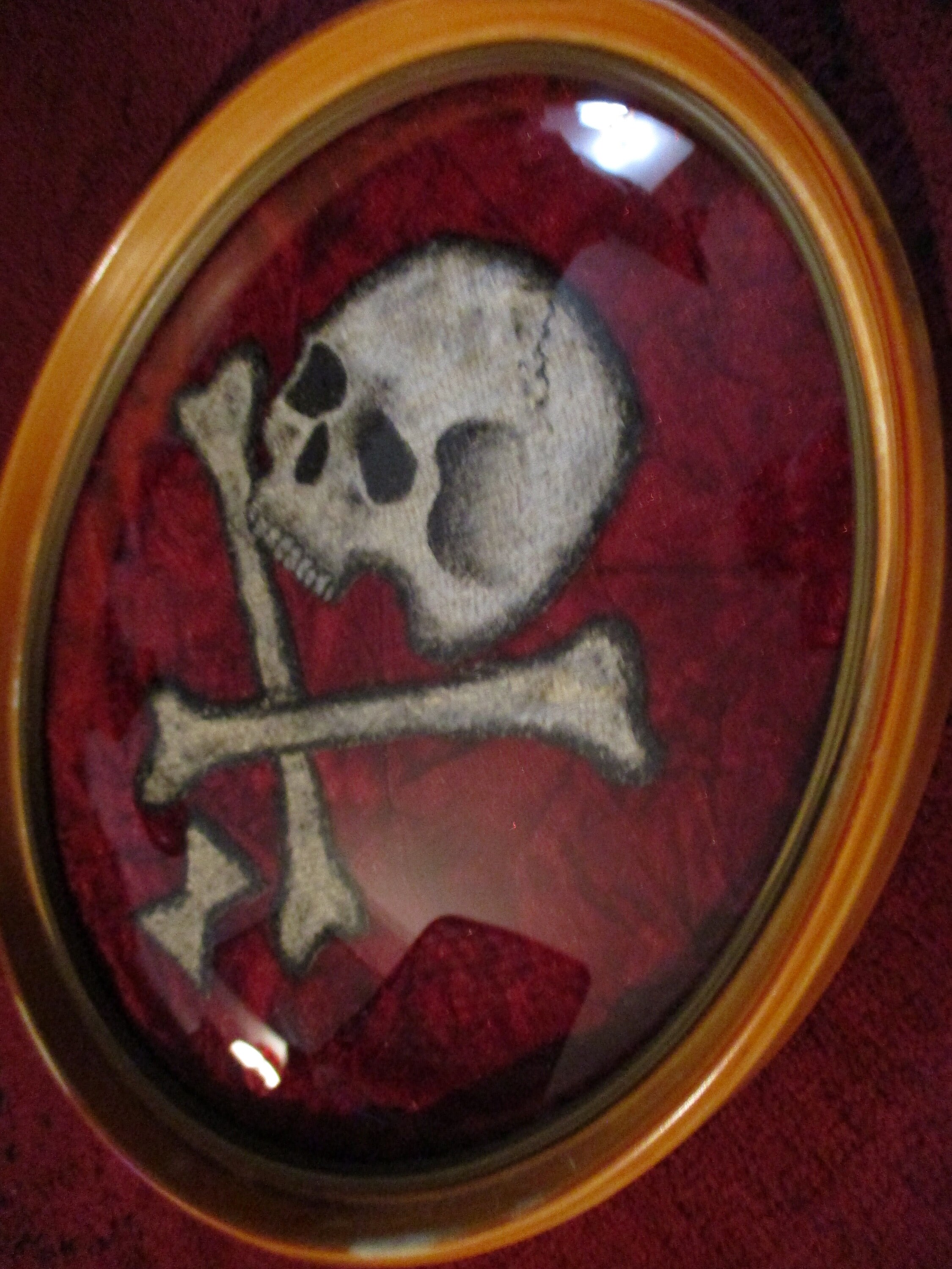 Small Red Oval Replica Pirate Flag - Etsy