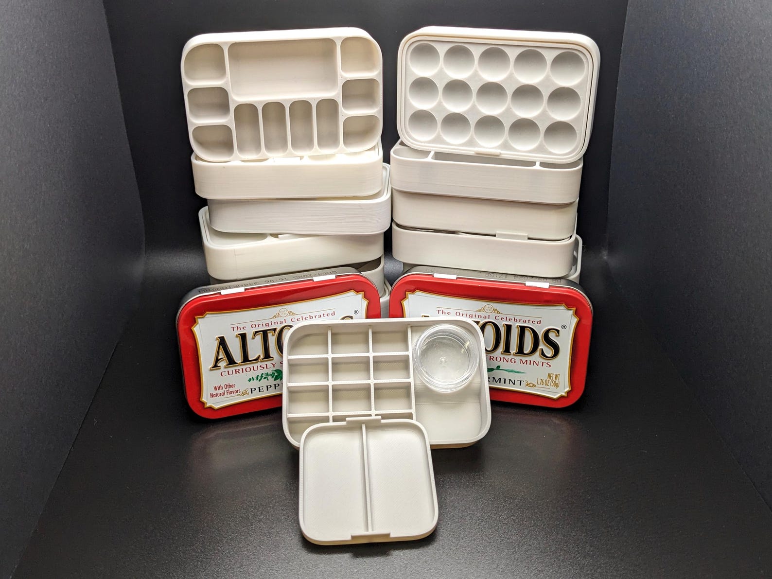 Misfits Outlet - Altoid Tin Paint Palettes -2nd Quality, Imperfections ...