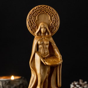 Danu Irish Goddess, Danu Celtic Goddess, Cetic Goddess, Celtic Gods ...