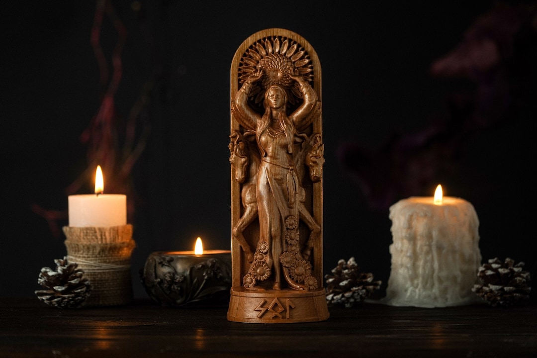 Sol Norse Goddess, Sunna Viking Statue, Norse Goddess, Asatru, Paganism ...