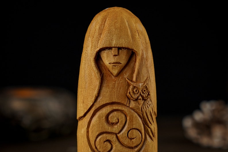 Danu Statue Danu Celtic Goddess Danu Irish Goddess Cetic - Etsy