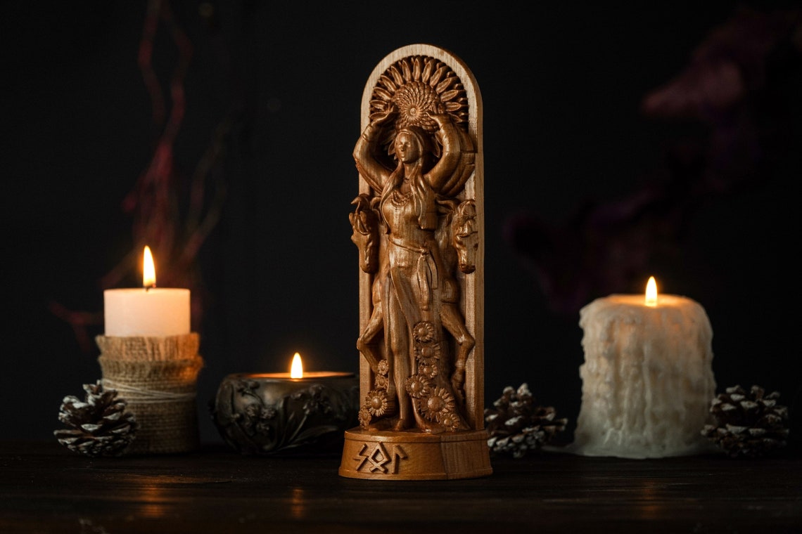 Sol Viking Goddess, Sunna Viking Statue, Norse Goddess, Asatru ...
