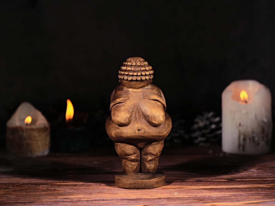Venus of Willendorf Statue, Goddess of Fertility, Prehistoric Statue ...