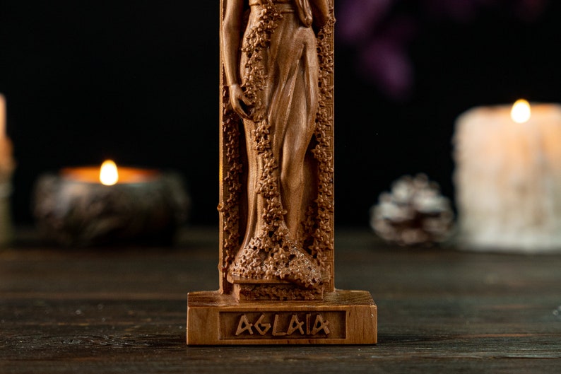 Aglaia Greek Goddess, Aglaia Greek Figure, Greek Pantheon, Greek Gods ...