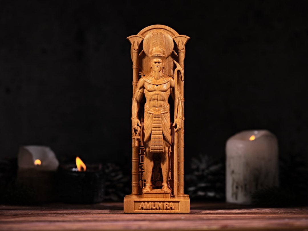Statua di Amun Ra, Dio Amun Ra Egitto, figura di Amun Ra Egitto, divinità dell'antico Egitto ...