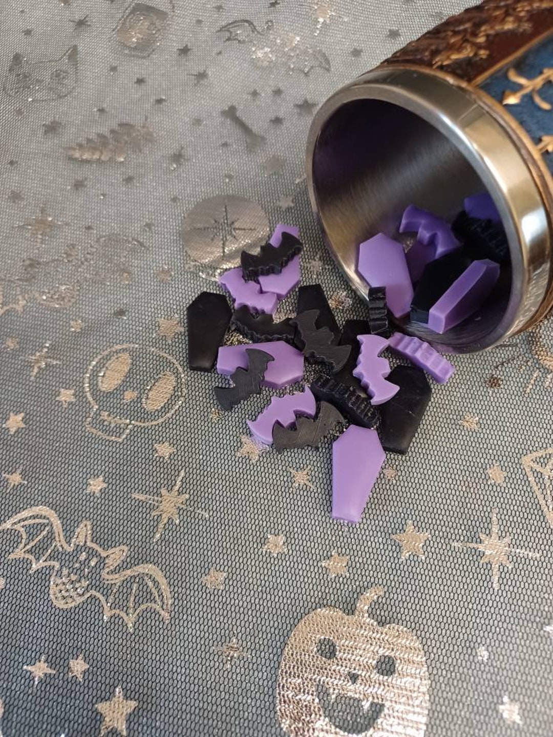 30 Mini Coffin and Bat Mixed Wax Melts. Lovely Alternative Gift for ...