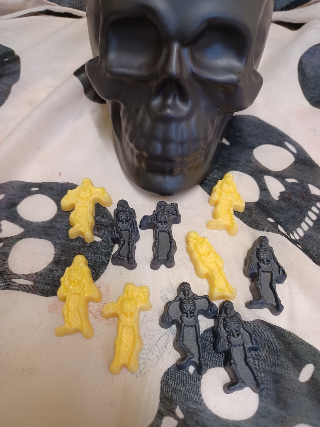 Set of 10 Skeleton Shaped Wax Melts. Great Gothic Themed Melt for You ...