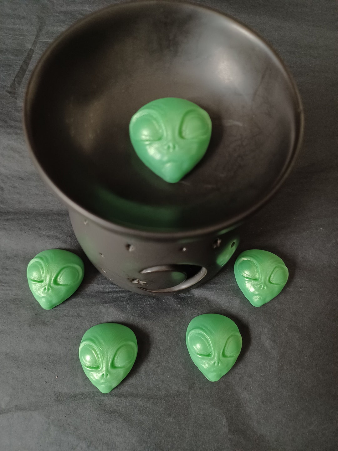 Five Alien Head Shaped Wax Melts. Great Gift for Sci-fi Lovers. Perhaps ...