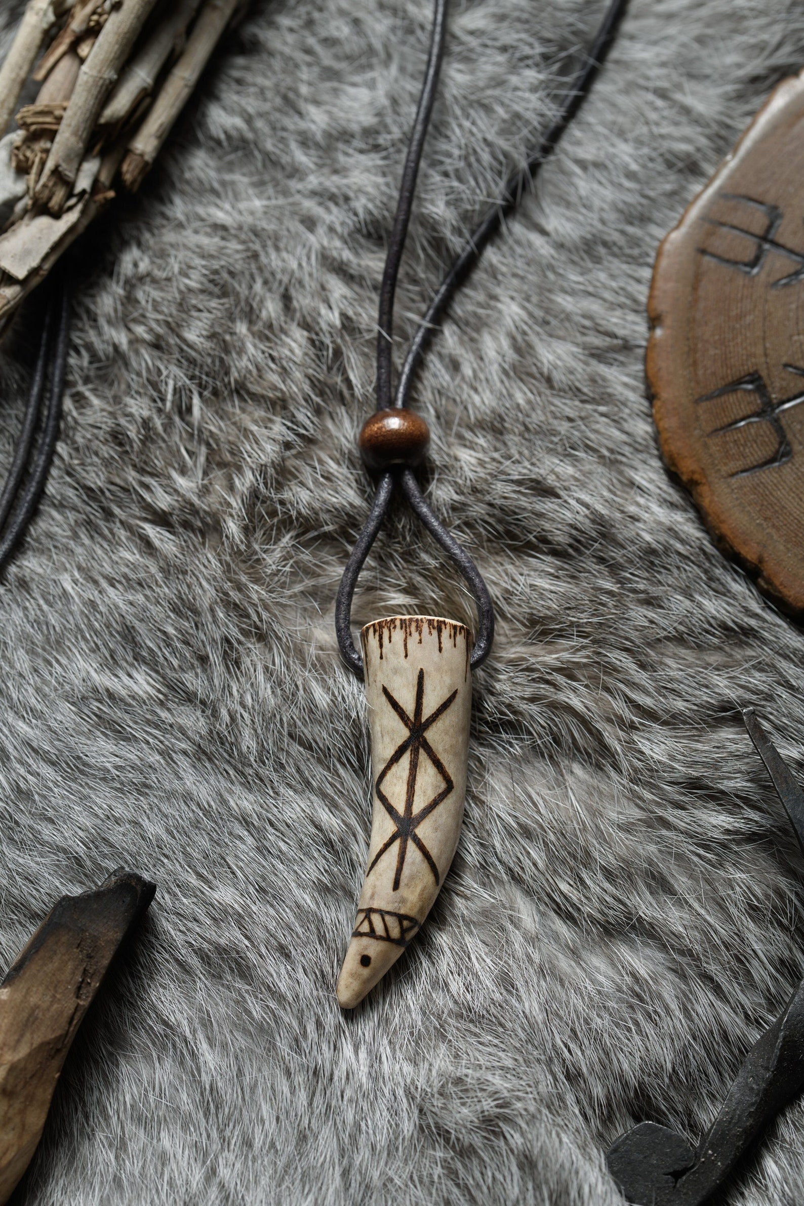 Protection Bindrune Antler Pendant Viking Rune - Etsy