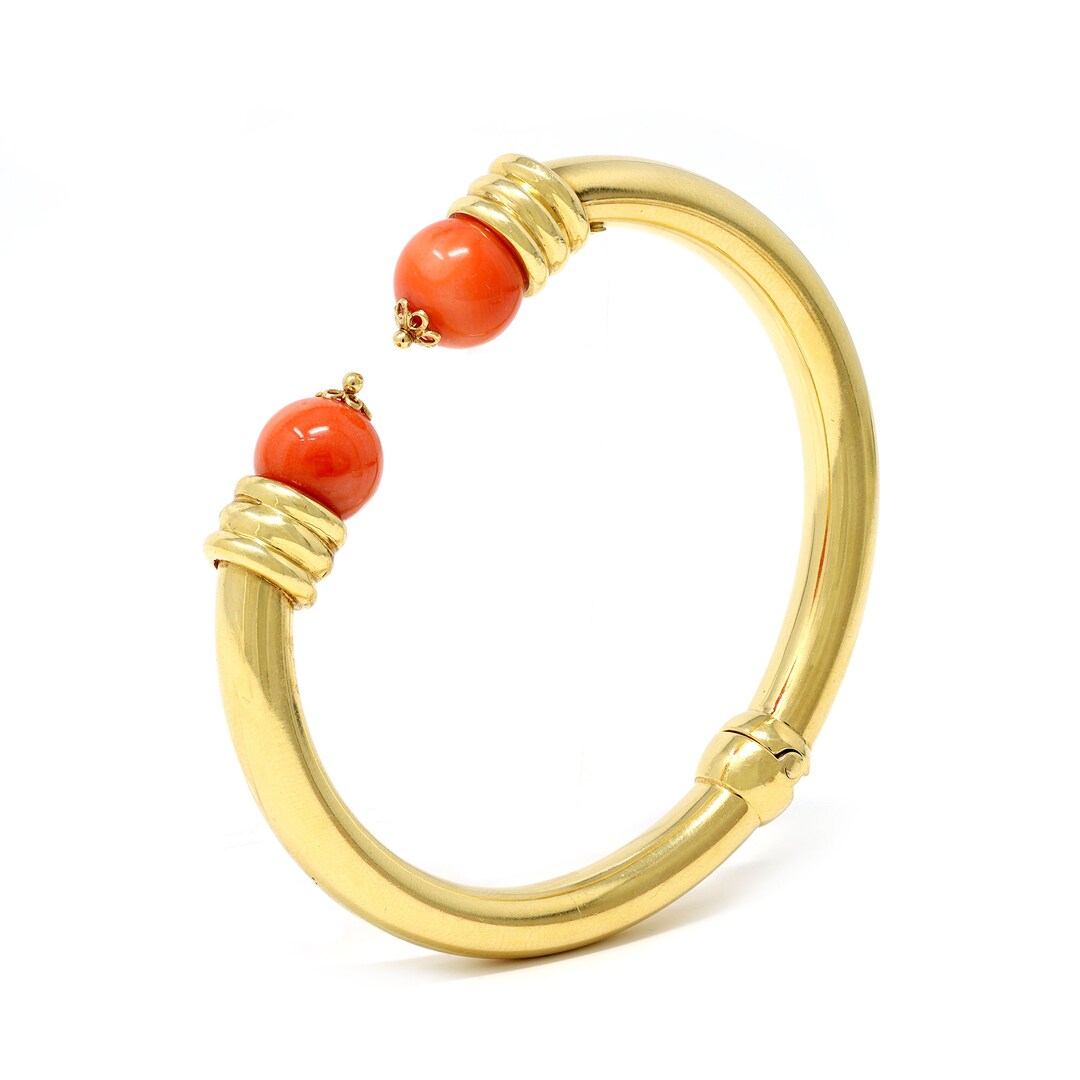 Coral Bead Bangle in 18K, Circa 1980 - Etsy