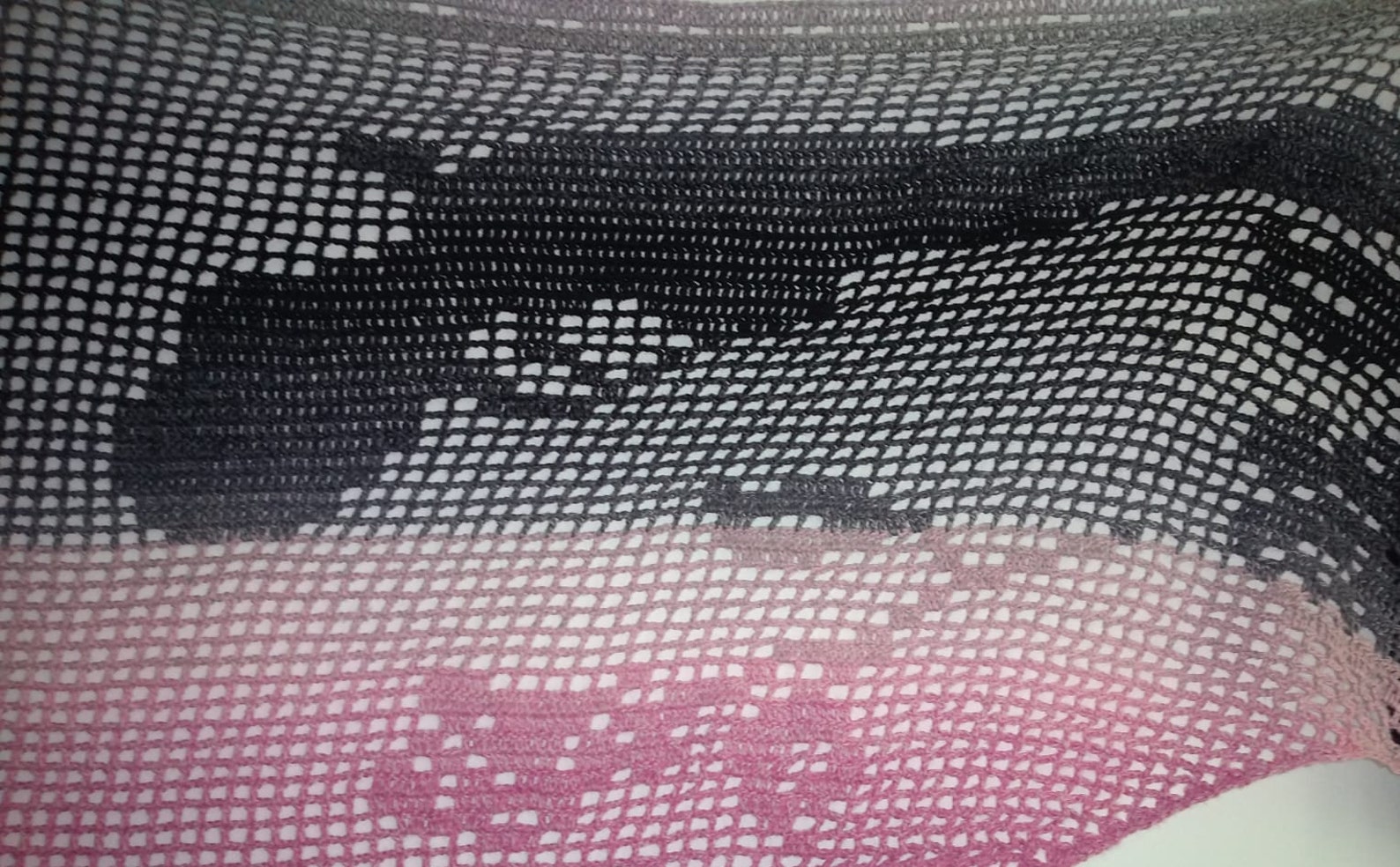 Filet 'guns 'n' Roses' Crochet Chart Pattern for Shawl/wall Hanging ...