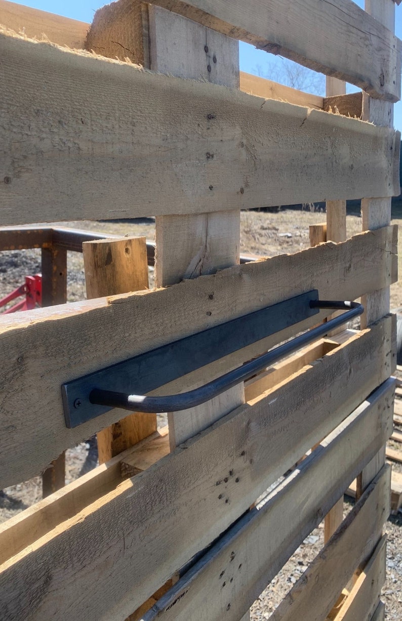 Horse Blanket Bar for Wall Steel Blanket Bar Equestrian - Etsy