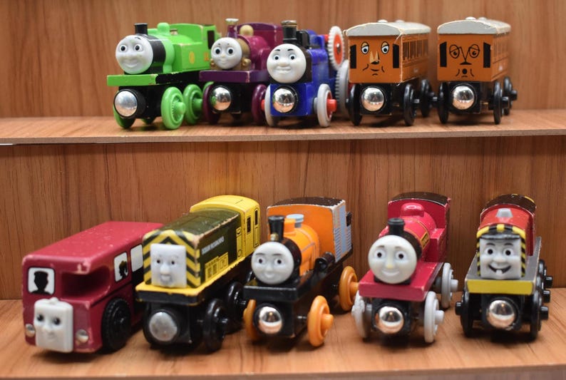 You Choose Thomas & Friends Wooden Railway Cars Coaches Annie Clarabel ...
