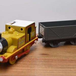 You Choose - Thomas & Friends Trackmasters Motorized Engines Tender ...