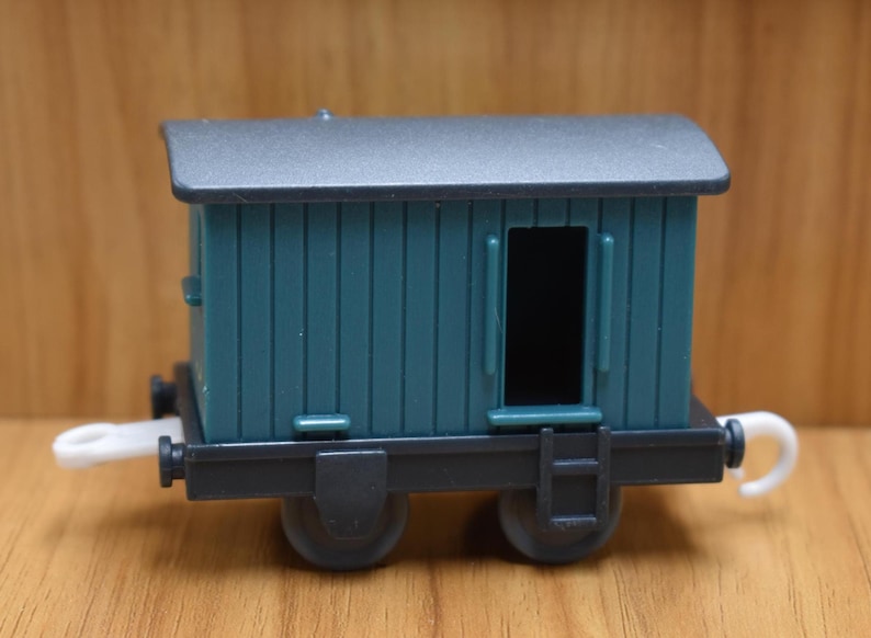 You Choose - Thomas and Friends Trackmaster Tanker Tender Troublesome ...